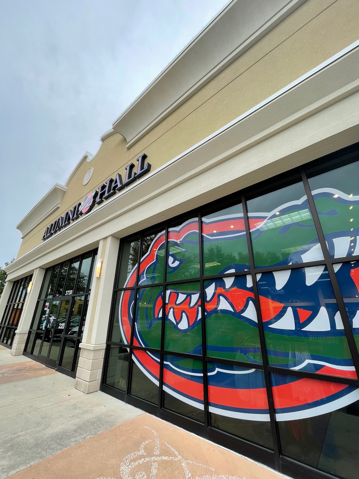 Florida Gators | Florida Collegiate Apparel and Accessories | Alumni Hall